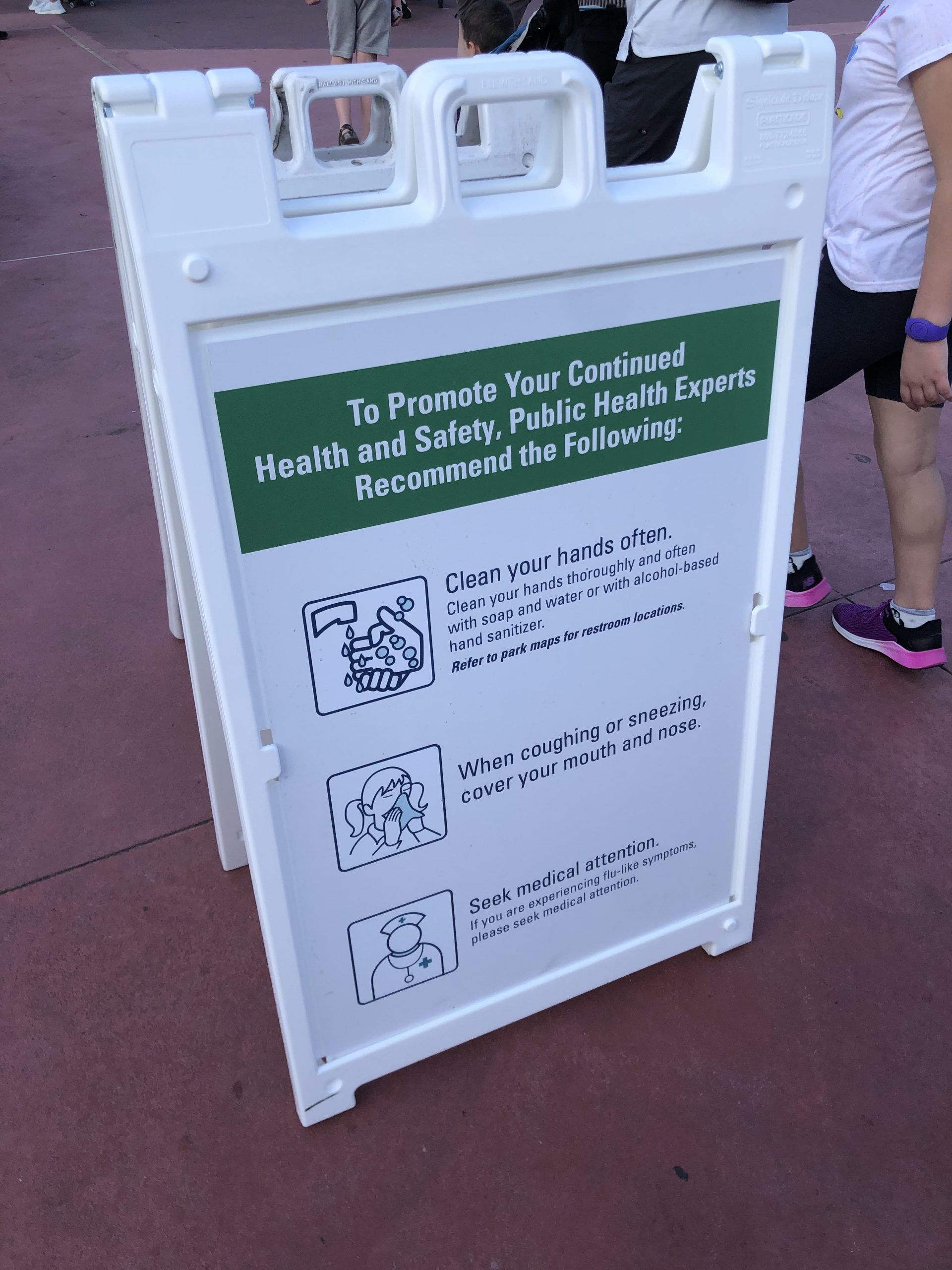 Disney Hand washing procedures | The Mouselets